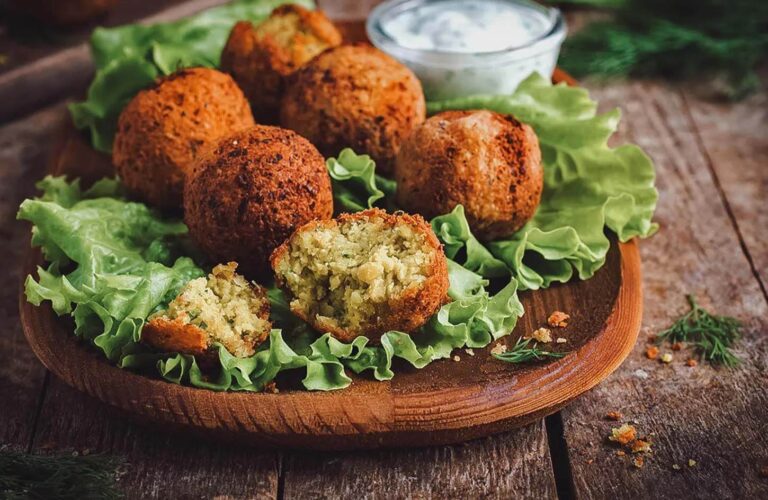 Egyptian Cuisine: A Complete Traveler’s Guide to Food in Egypt
